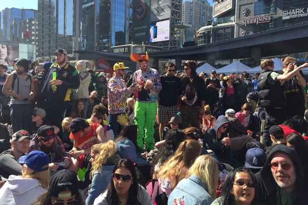 The biggest stoners at 420 Toronto 2016 - NOW Magazine