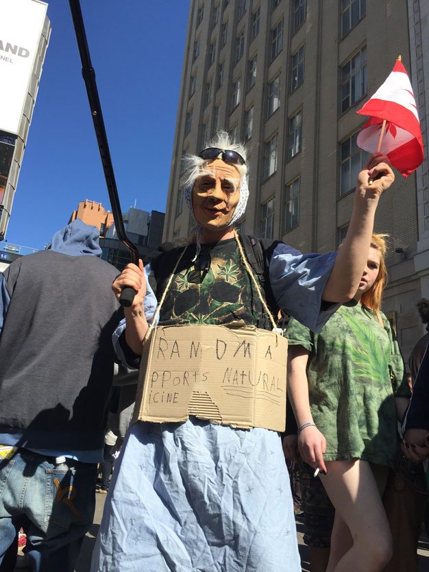 The biggest stoners at 420 Toronto 2016 - NOW Magazine