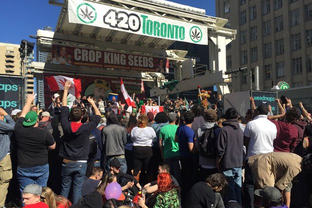 The biggest stoners at 420 Toronto 2016 - NOW Magazine