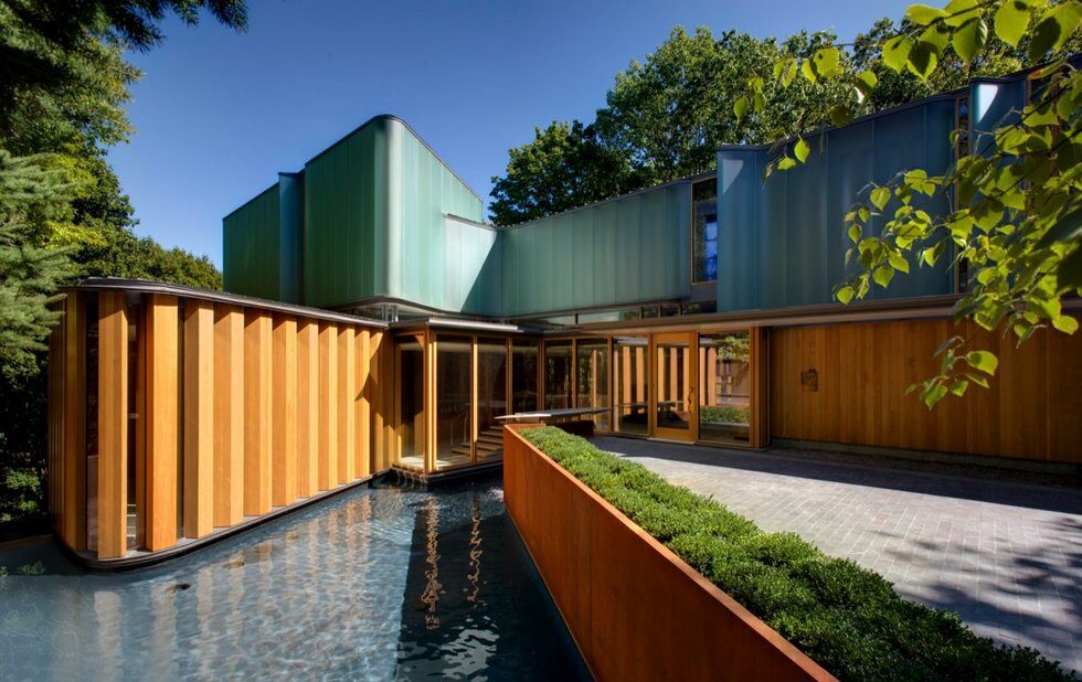 Integral Man - NOW Magazine