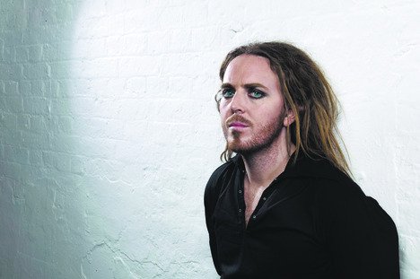 Minchin mania - NOW Magazine