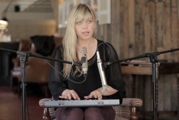 Basia Bulat performs Wires - NOW Magazine