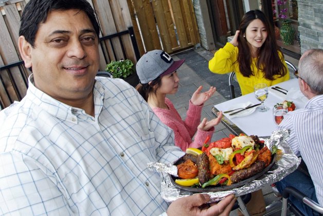 Tale of two curries - NOW Magazine