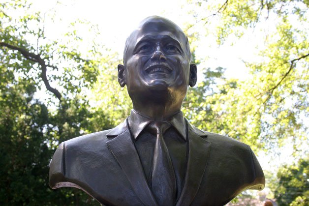 Jack Layton commemorated in stone - NOW Magazine