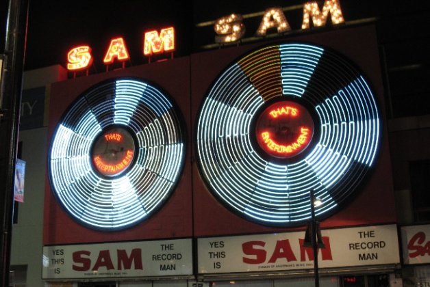 Sam the Record Man sign to rise again - NOW Magazine