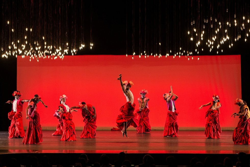 Luminato 2019 lineup: a mirror maze, a Leonard Cohen tribute and ...