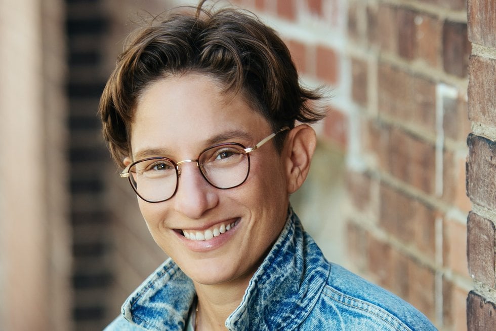 Rachel Matlow on their mom's death, Ghomeshi and being vulnerable - NOW ...