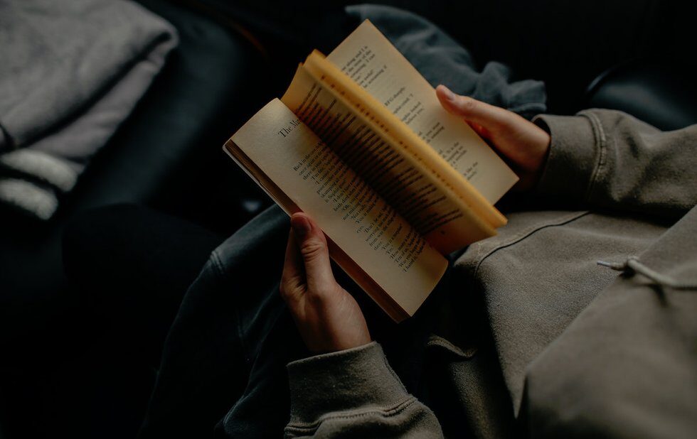 The Science Behind Why It s So Hard To Read A Book Right Now NOW Magazine The Science Behind Why It s So Hard To Read A Book Right Now NOW Magazine