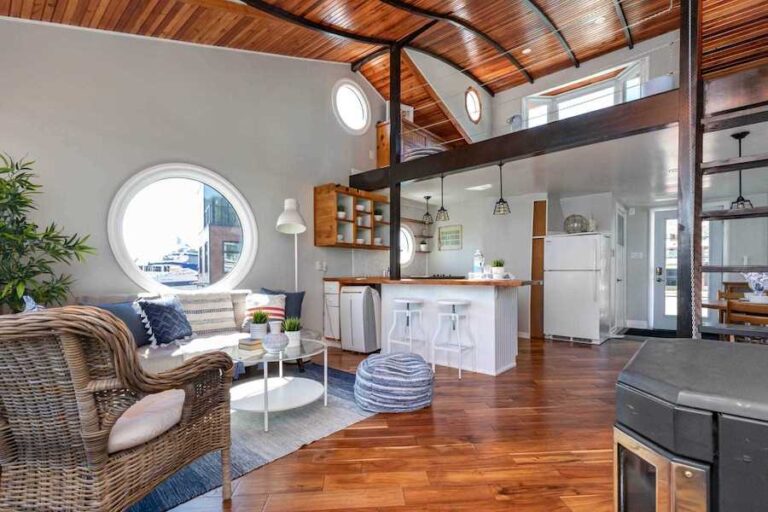 The most affordable house in Toronto real estate is on the water