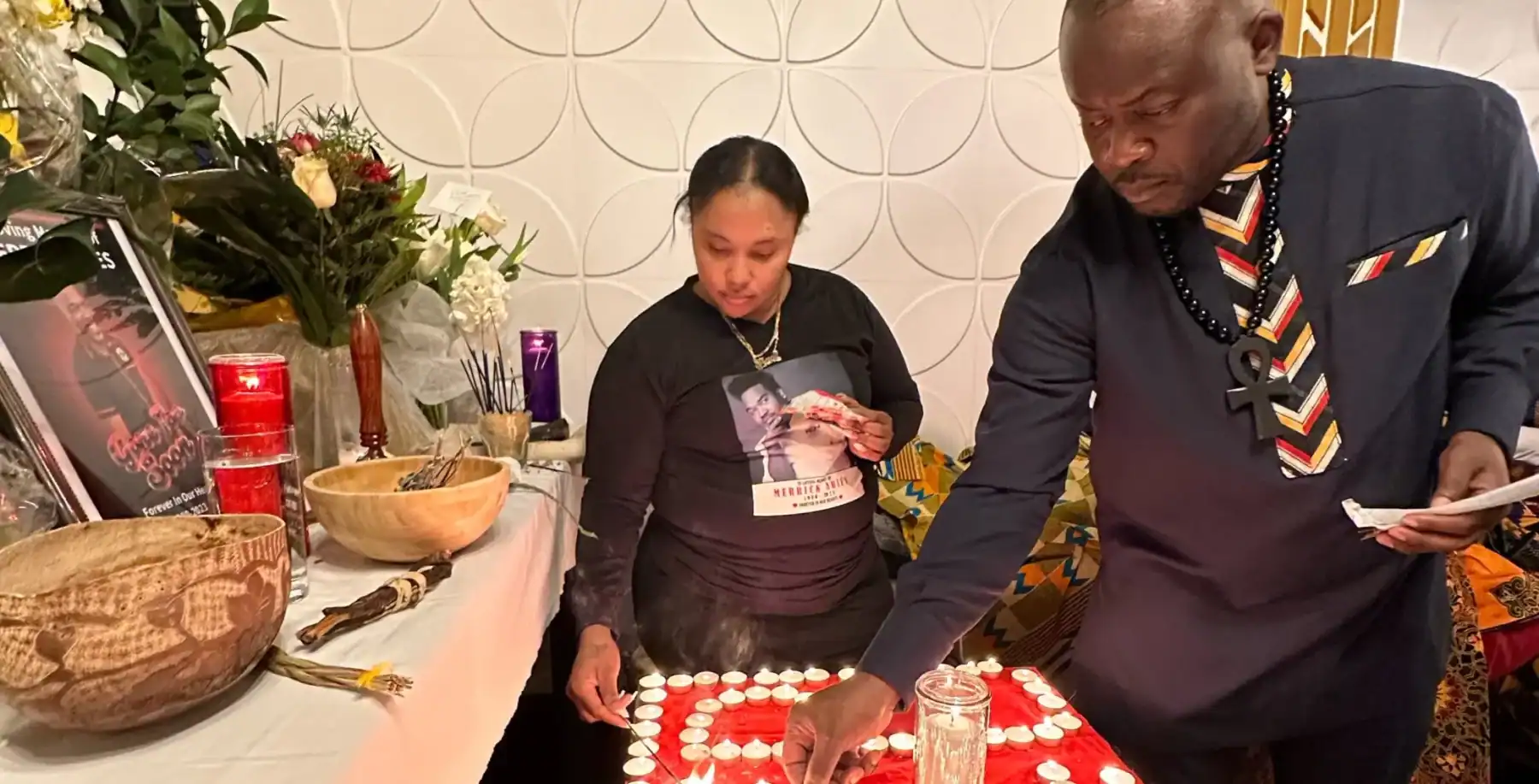 The Record Nook sign will shine in Toronto's Neon Museum - NOW Magazine