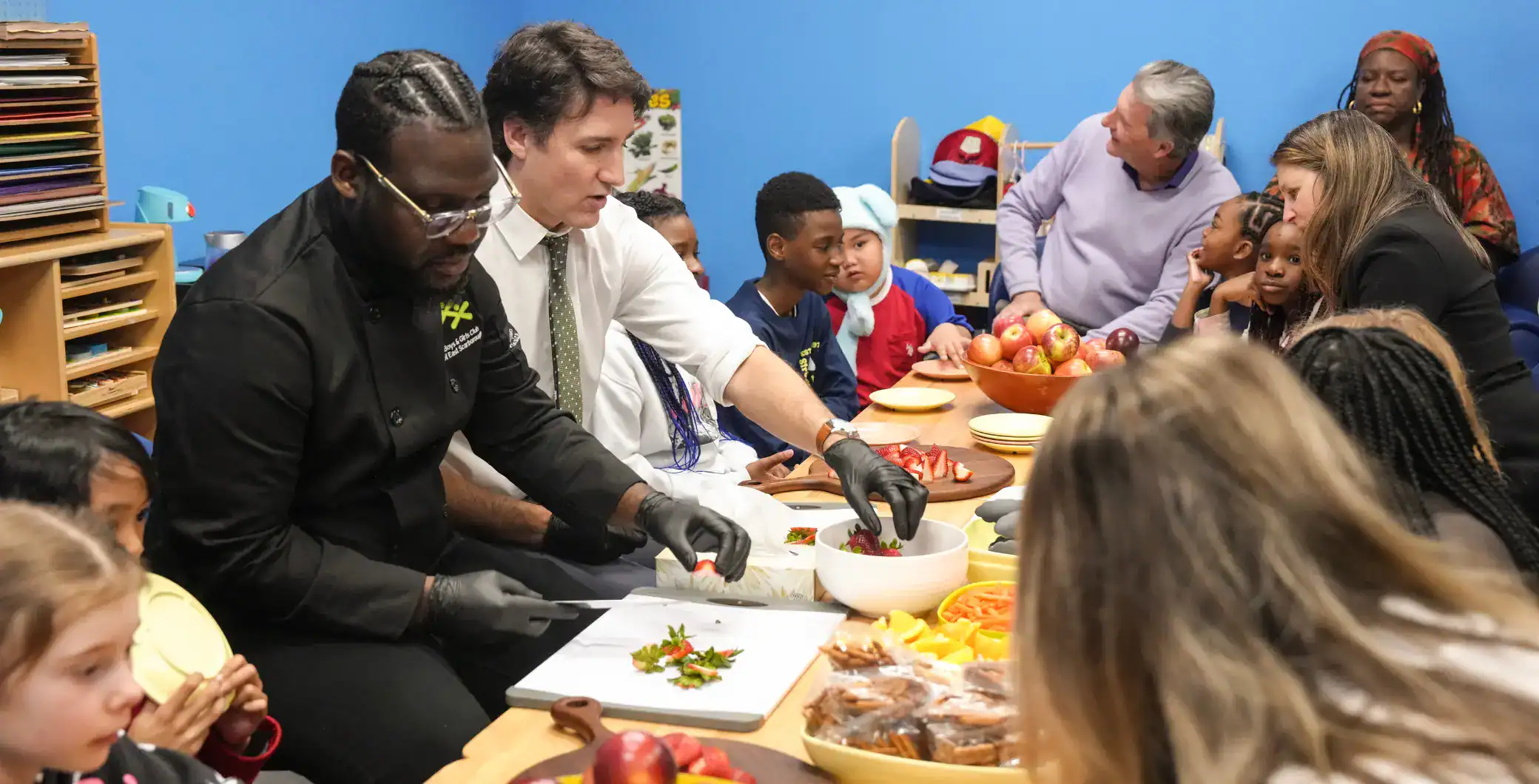 Trudeau pledges $1 billion for national school food program - NOW Toronto