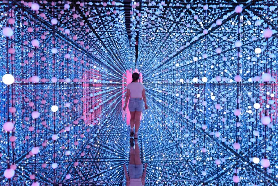 Swim in a pit full of bubble balls at this new immersive experience in ...