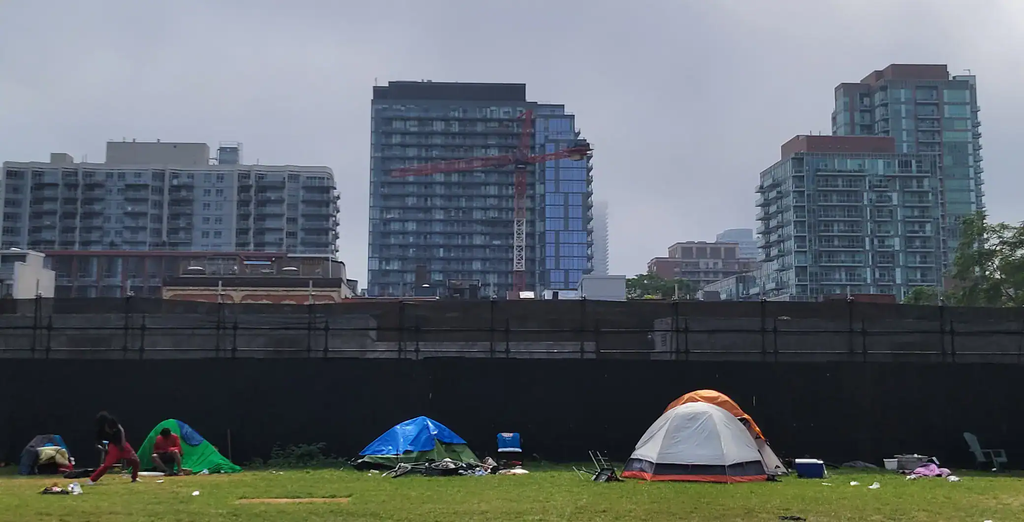 Torontonians are reacting after city clears encampment near Rogers ...