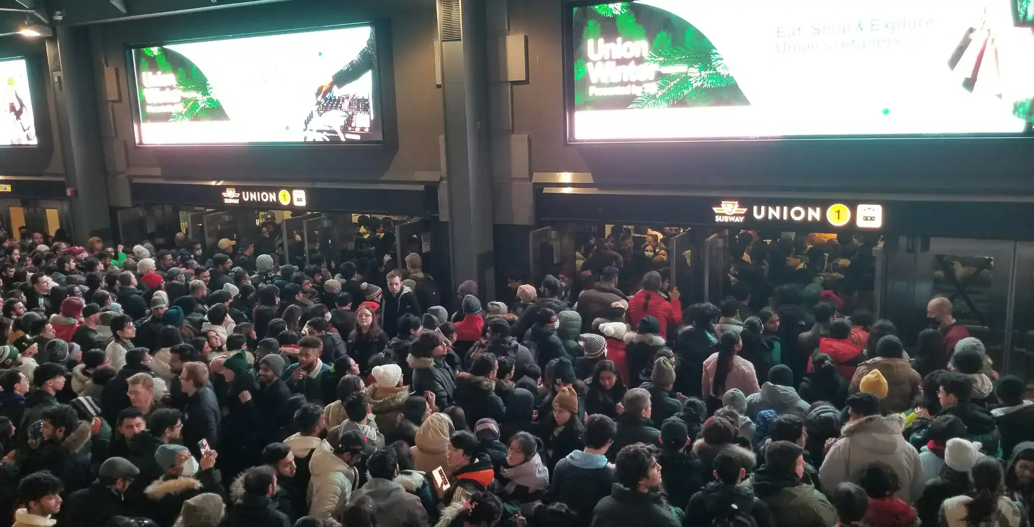 TTC changes Union Station access for New Year’s Eve crowd control - NOW ...